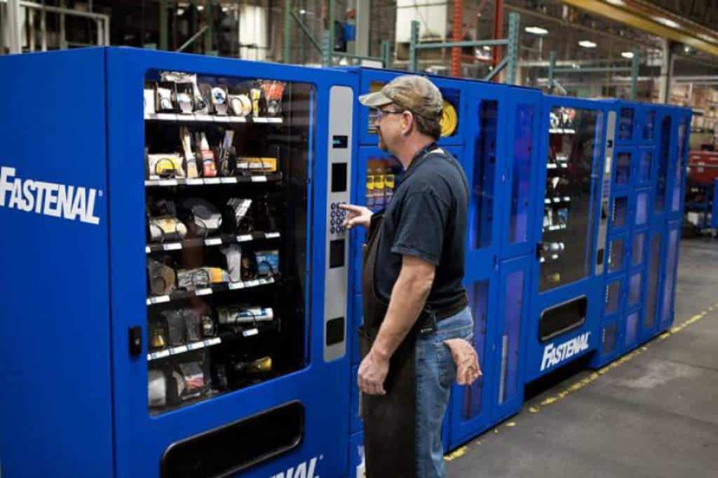 Equities Analysts Reduce Earnings Estimates for Fastenal (FAST ...